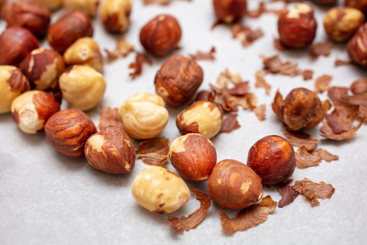 Uncover the Health Benefits of Hazelnuts: 5 Essential Nutrients