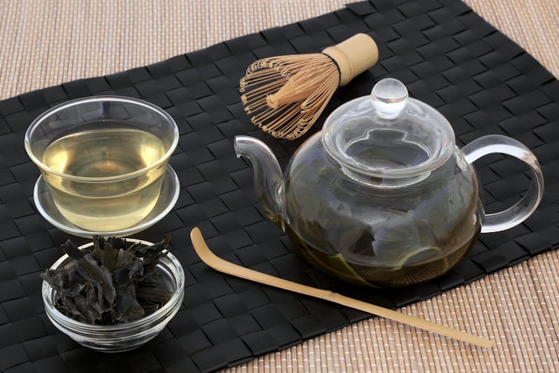 7 Powerful Health Benefits of Bladderwrack Seaweed | Dr. Berg