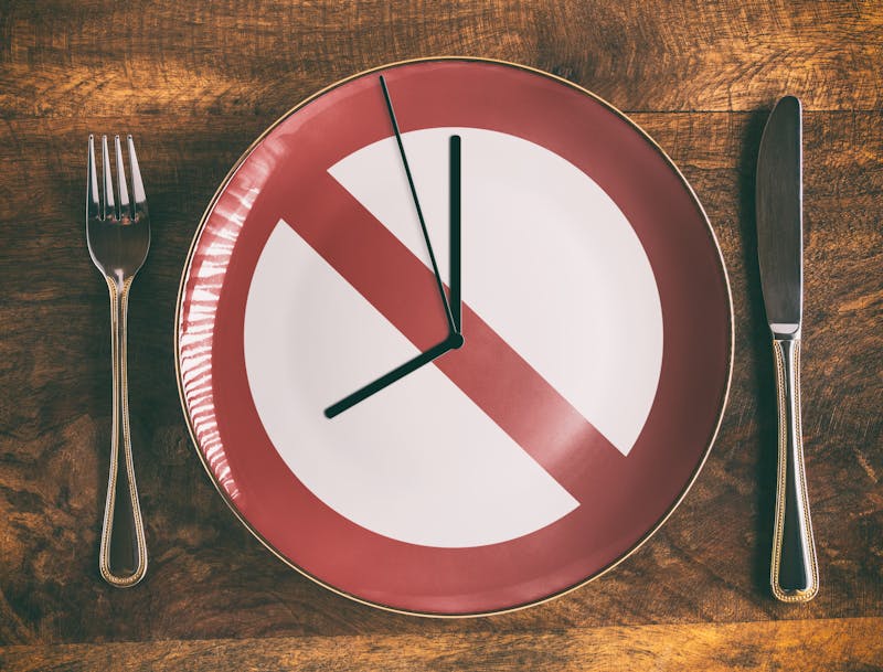 24-Hour Fasting Benefits and Risks | Dr. Berg